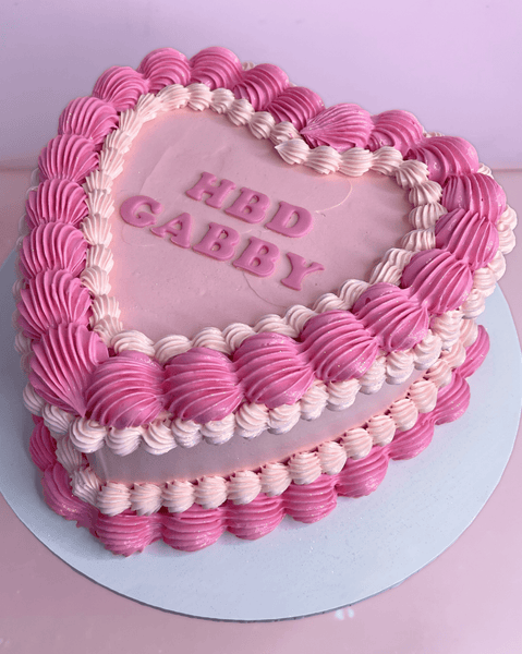 Pretty Pink Heart Shaped Speciality Cake – Cake Creations by Kate™